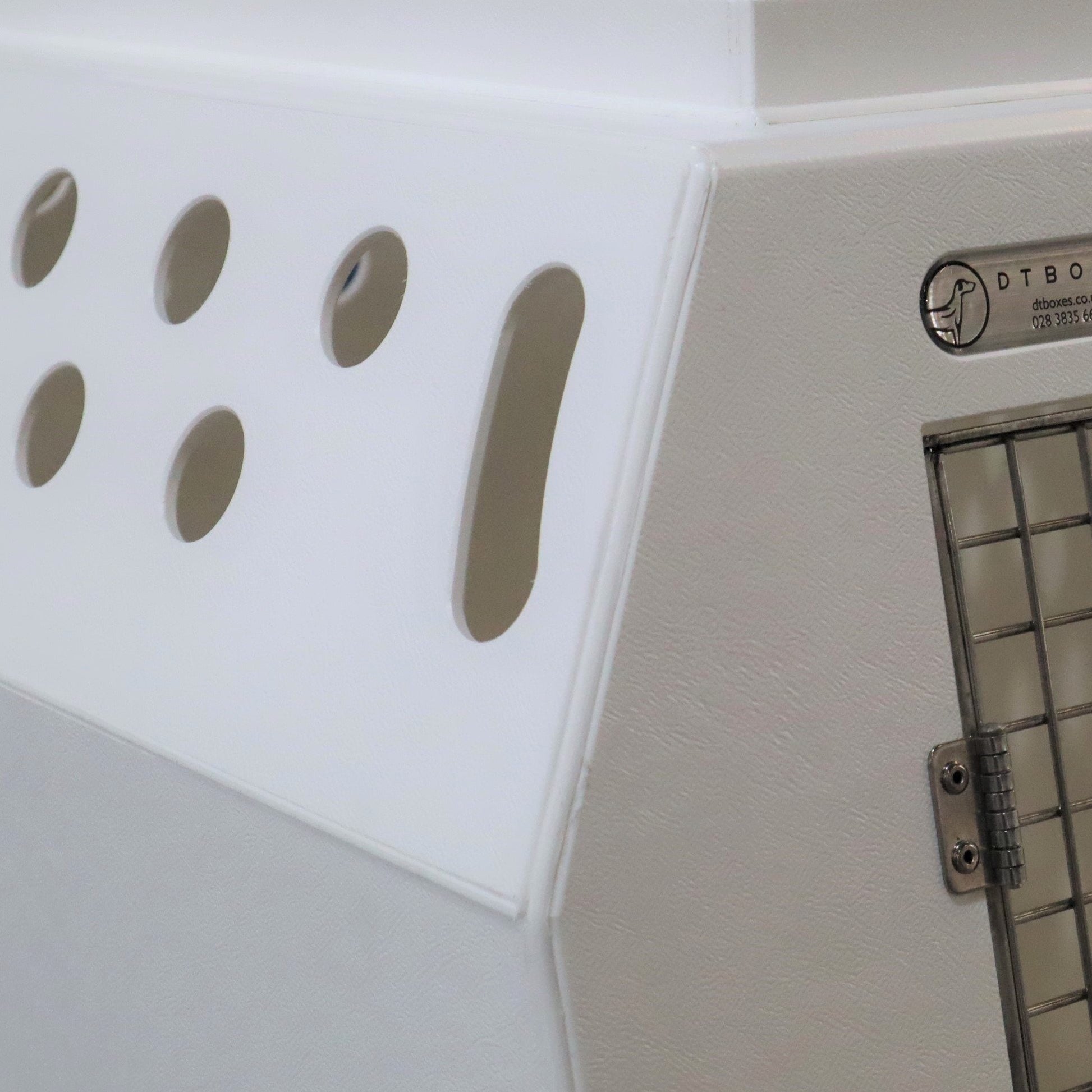 DT 1100L Dog Crate For Pickup Truck — DT BOXES